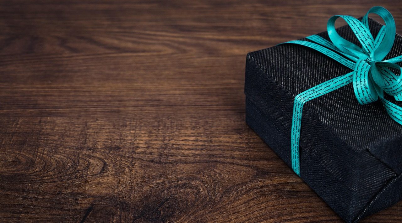 Cadeaux de Noël offerts par le CSE : que dit la réglementation ...